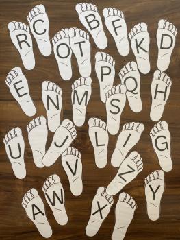 English Alphabet - FEET | Učitelnice